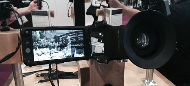 Day01 赤い衝撃と会場に眠るお宝を探せ！[BUDDIES NAB2015攻略記] - PRONEWS : デジタル映像制作Webマガジン