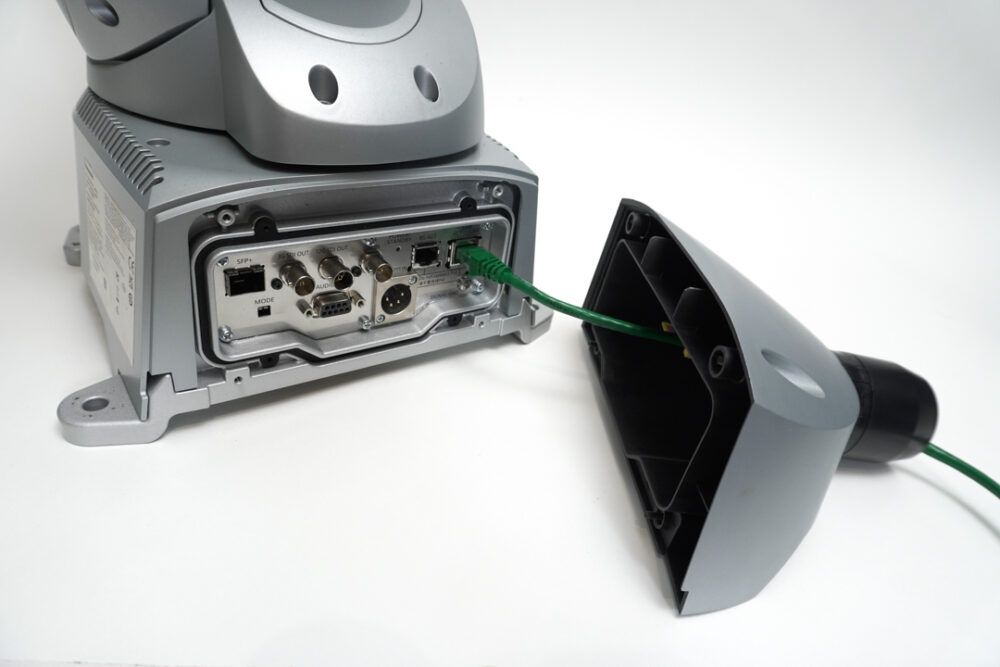 Panasonic「AW-UR100GJ」レビュー。全天候対応4K60p撮影可能なリモートカメラがもたらす屋外配信の新時代 - PRONEWS : 動画制作のあらゆる情報が集まるトータルガイド