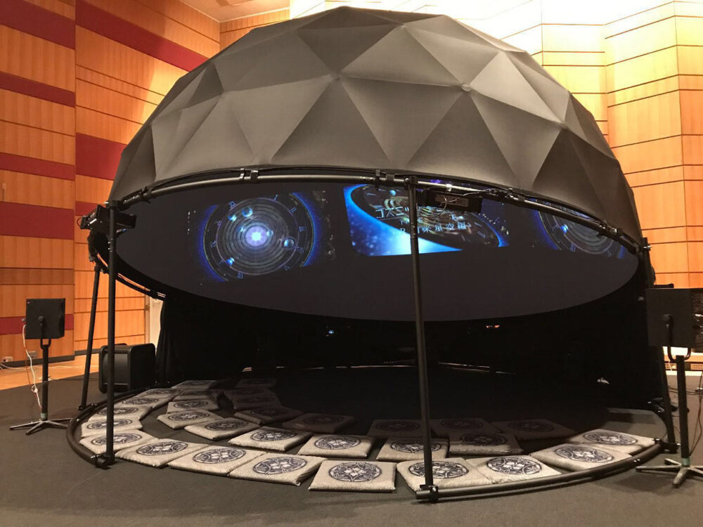 オリハルコンテクノロジーズ、VR・360°映像向け垂直ドーム型ディスプレイシステム「Panosphere」提供開始 - PRONEWS ...